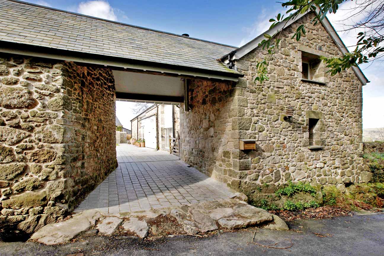 Finished and flourishing: our barn conversion in Chagford - Devon ...